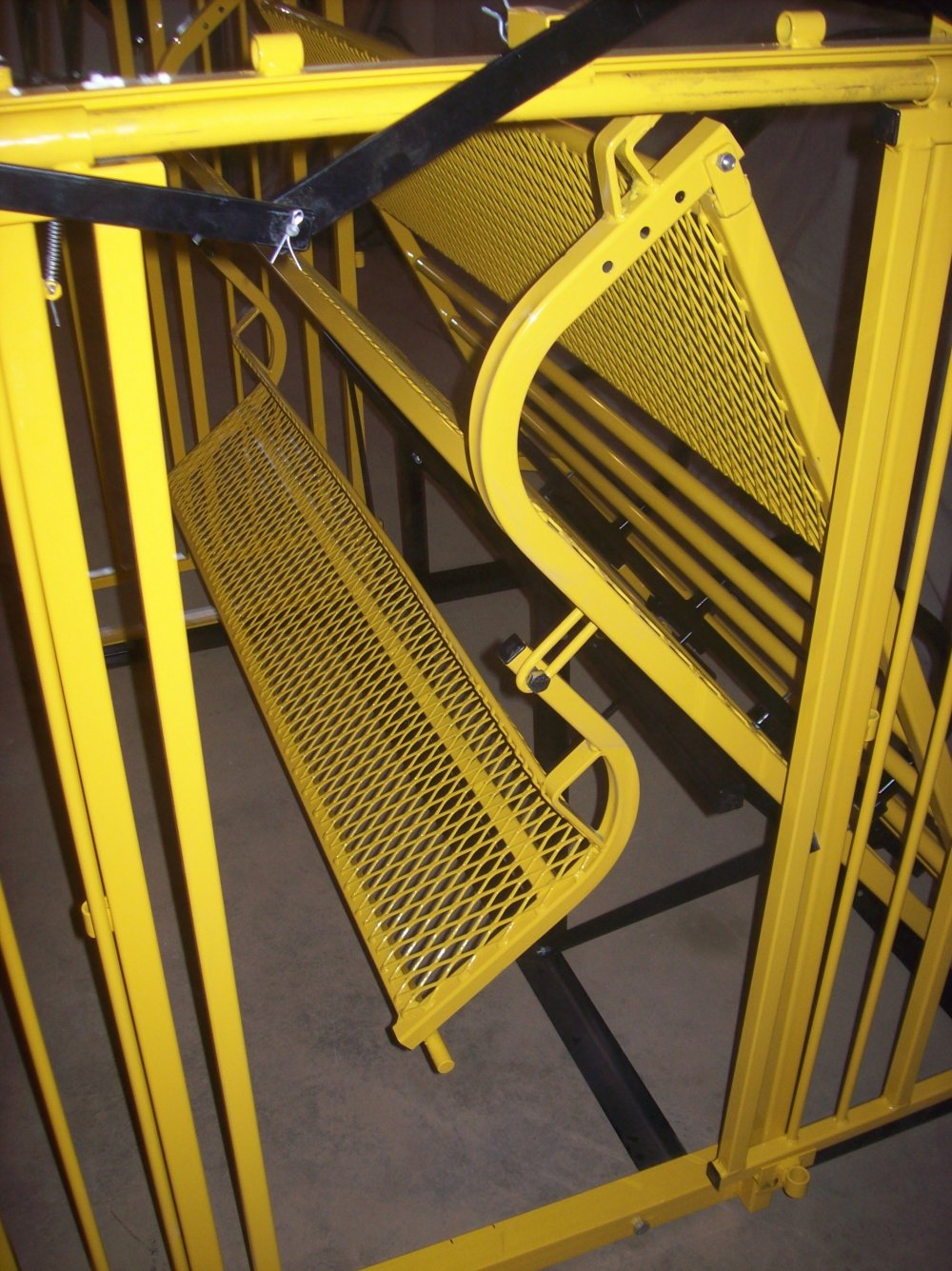 Chutes | Mountainview Machine | Livestock Equipment