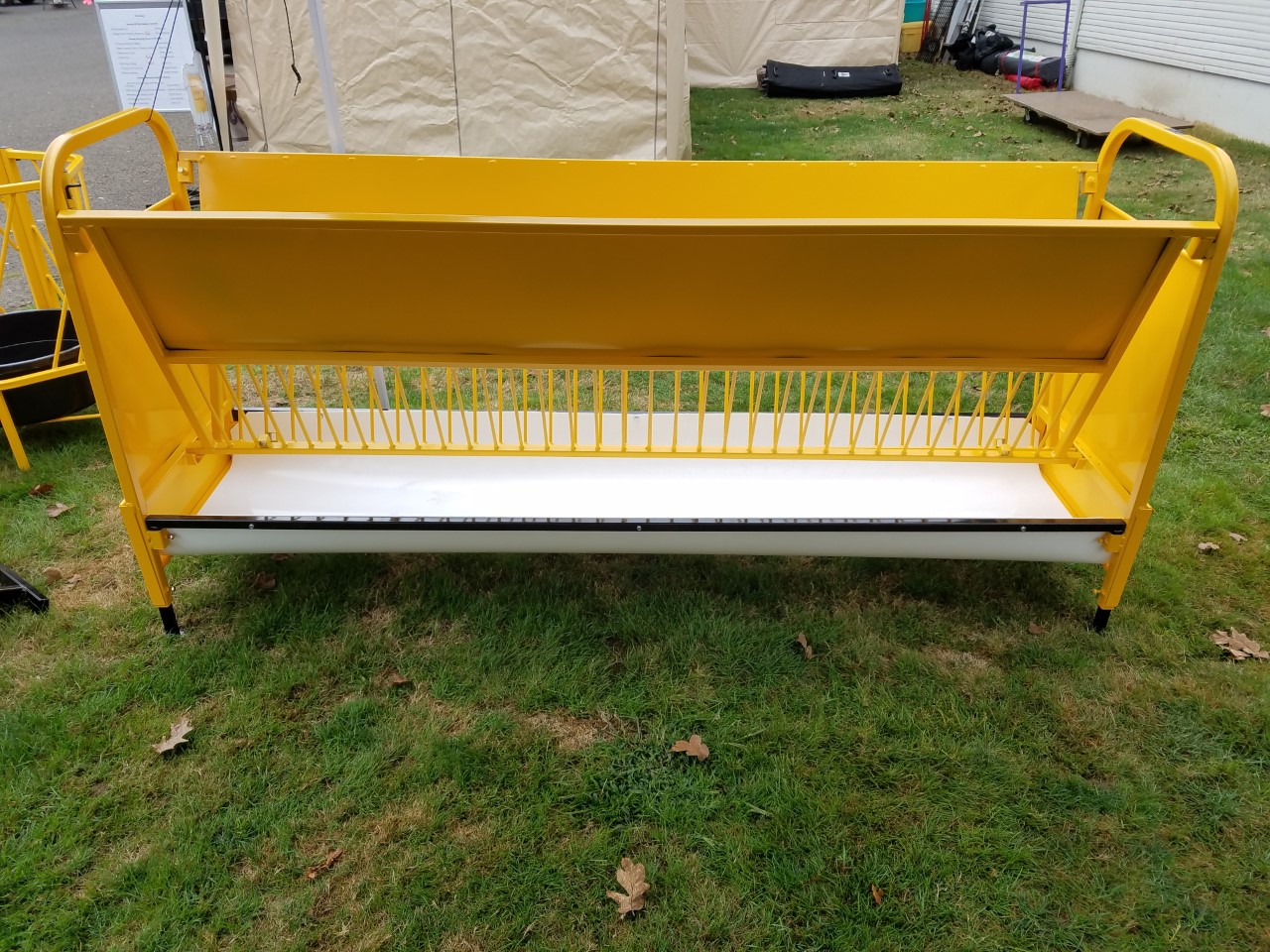 Grain & Hay Feeders | Mountainview Machine | Livestock Equipment